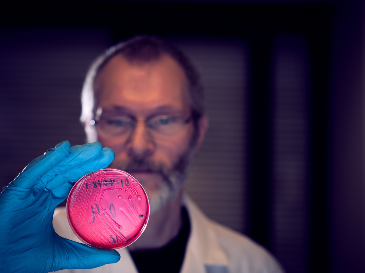 Én helse og antimikrobiell resistens Én helse og antimikrobiell resistens